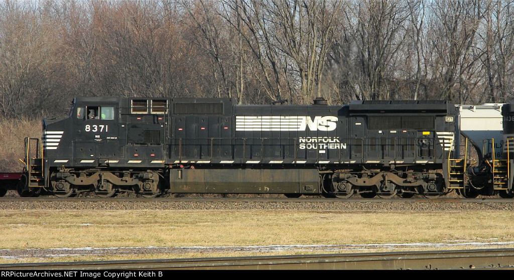 NS 8371